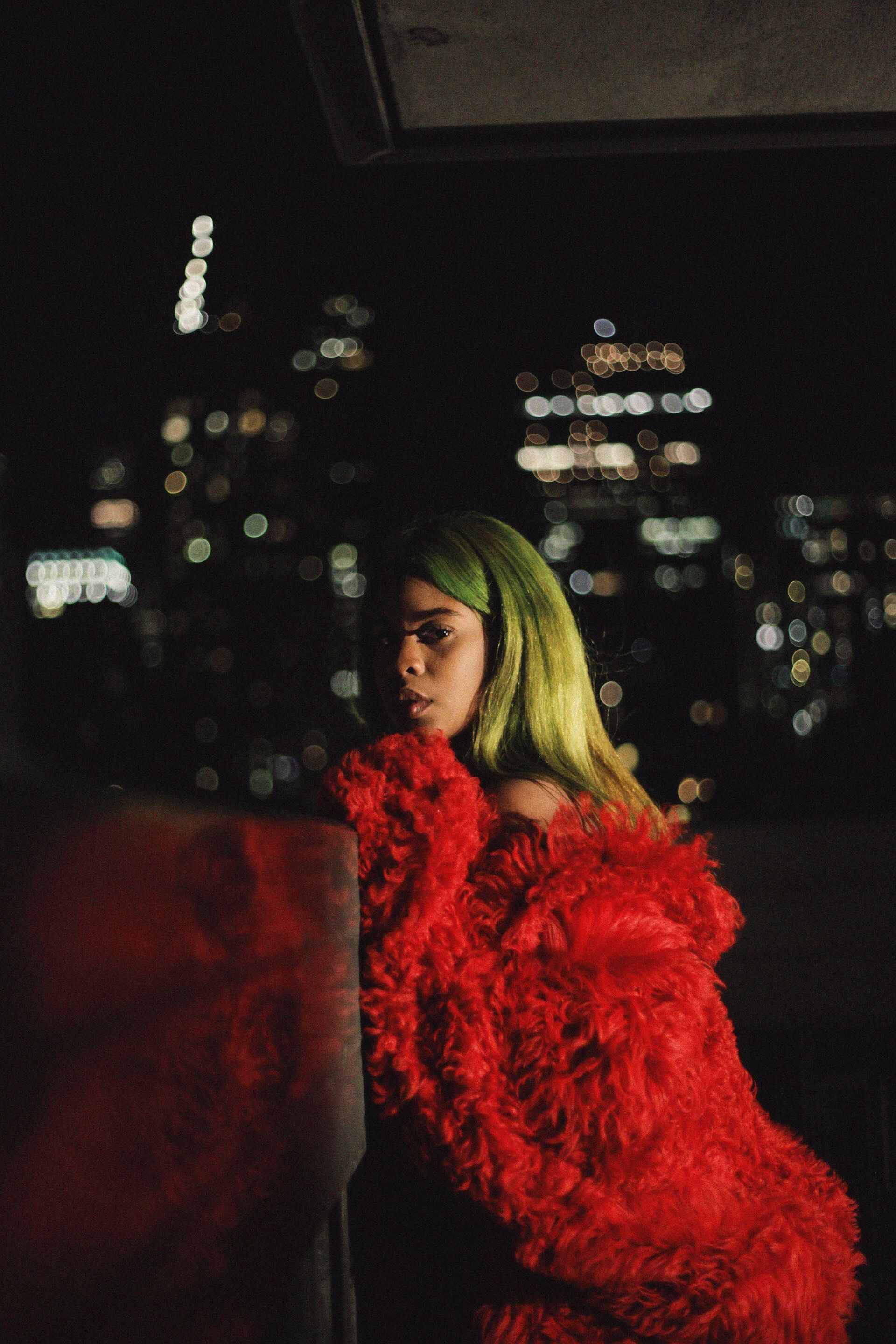 MEF PREMIERE: Alex Mali Releases Music Video for her sexy single, ‘Set ...