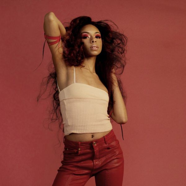 10 Female R&B Artists that are Dominateing the Music Industry - MEFeater