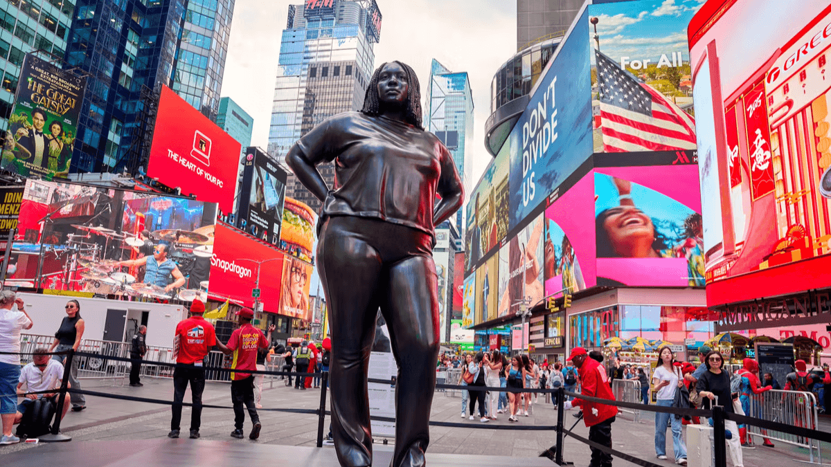 Thomas J Price Unveils Monumental Sculpture in Times Square - MEFeater